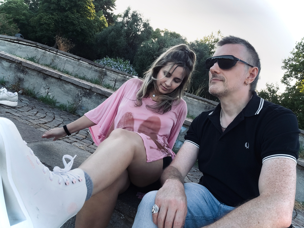 TUNE OF THE WEEK - THE DEATHBEATS X SARA CRUZ - YOUR LOVING ARMS - WWW ...